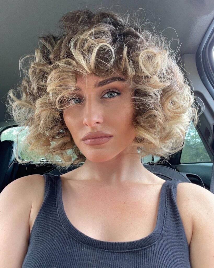 Hair contour: o que é, inspirações e vídeos sobre a técnica