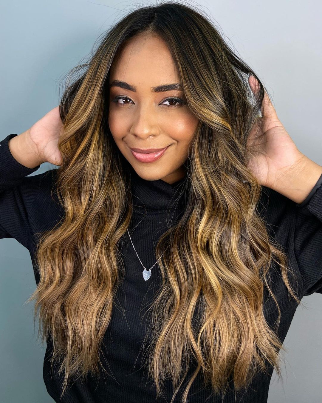 Hair contour: o que é, inspirações e vídeos sobre a técnica