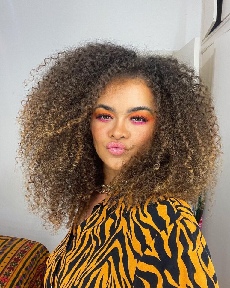 Cabelo castanho-escuro: 40 fotos, tutoriais e dicas