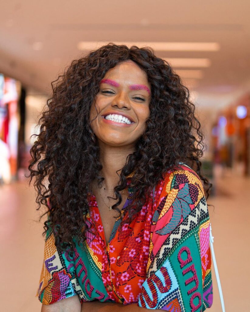 Cabelo castanho-escuro: 40 fotos, tutoriais e dicas