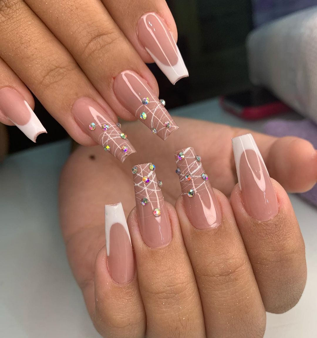 Unhas acrigel: o que é, dicas, inspirações e tutoriais