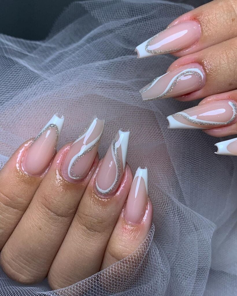 Unhas acrigel: o que é, dicas, inspirações e tutoriais