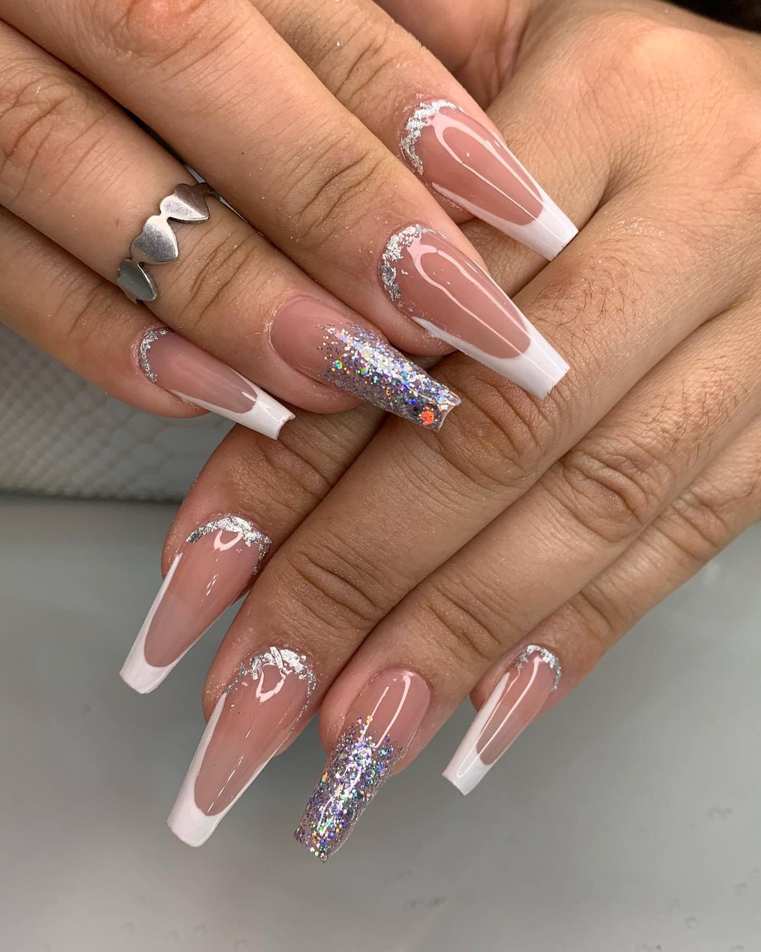 Unhas acrigel: o que é, dicas, inspirações e tutoriais