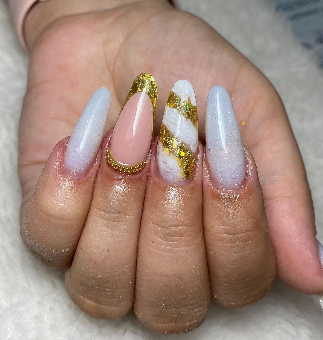 Unhas acrigel: o que é, dicas, inspirações e tutoriais