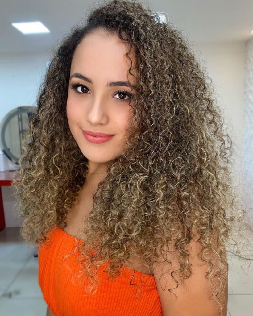 Loiro-Escuro: tom, tutoriais e 80 inspirações deslumbrantes