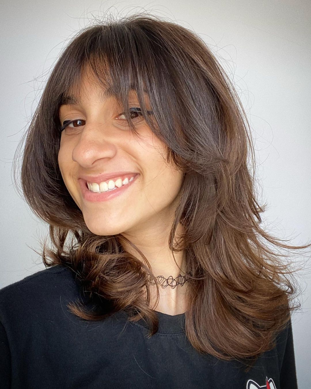 50 ideias de cabelo repicado médio e tutoriais práticos