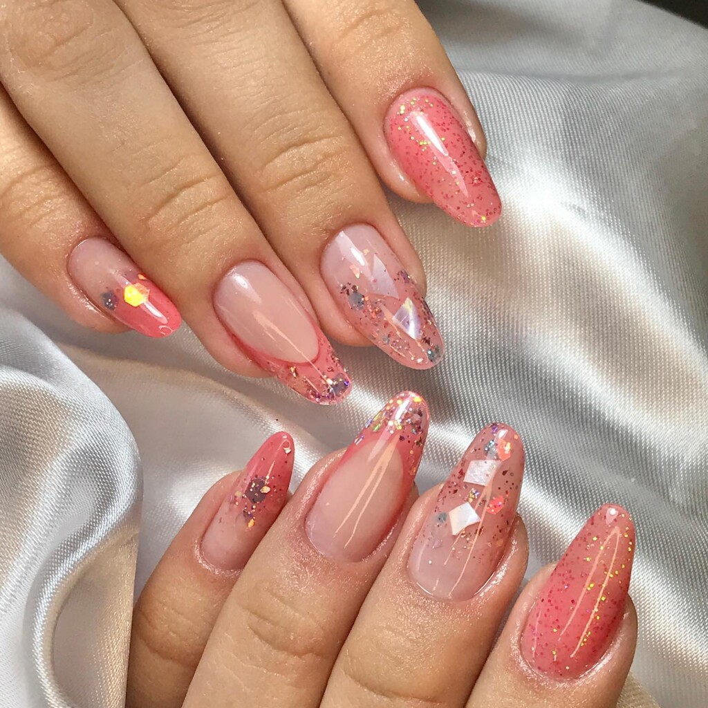 50 unhas encapsuladas delicadas e tutoriais práticos