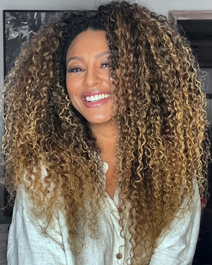 Cabelos com mechas: técnicas, tons e 50 fotos para inspirar